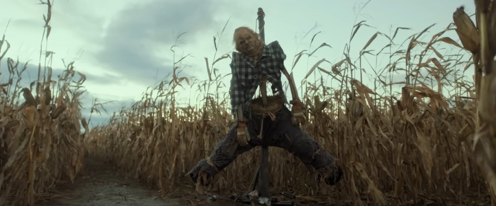 10 Cosy Fall Horror Movies to Cuddle Up With - Ranking Horror